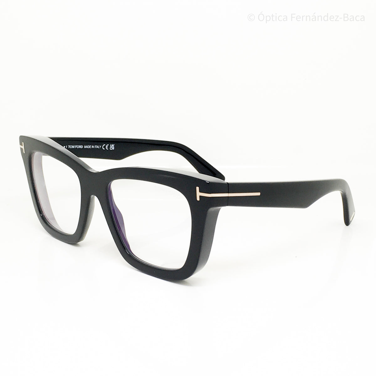 Gafa graduada Tom Ford TF5881B 001 52x19 135 — Óptica Fernández Baca